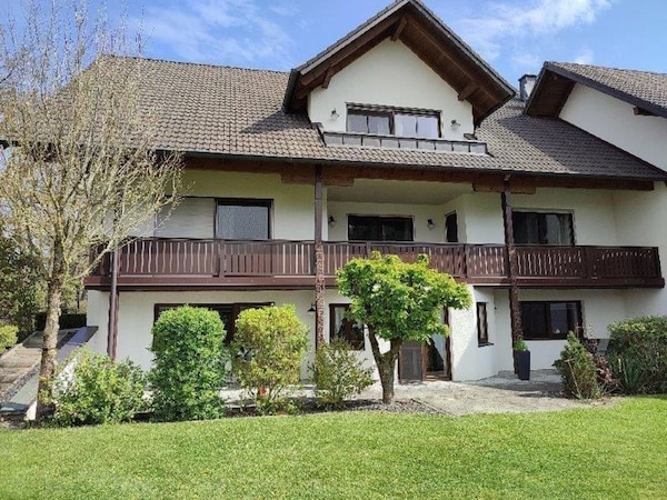 Ferienwohnung Mit Terrasse - Landshut