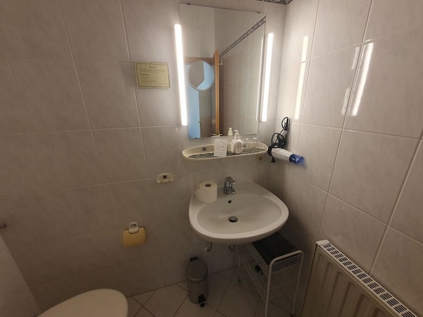 Ferienwohnung/app. Für 2 Gäste Mit 20m² In Zwingenberg (179585) - Lampertheim