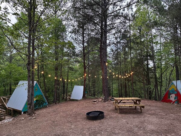G-6 Glamp In Bohamia - 268 Acre Forest Retreat - Talladega, AL