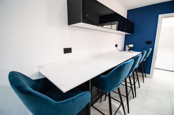 Grosvenor Suite By Sasco Apartments - Blackpool