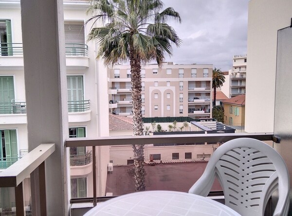Studio 402 Bord De Mer Résidence Graziella - 昂蒂布