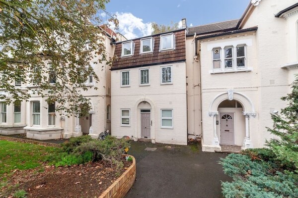 Cosy Flat Near Wandsworth Common - 킹스턴