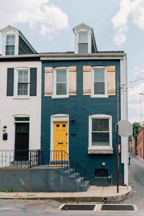 Getaway On Grant, Heart Of Downtown With Parking - Lancaster