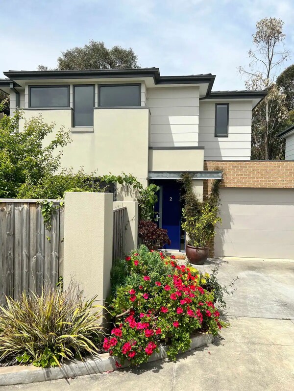 10 Minute Walk To Sovreign Hill Beautifully Decorated Lake Access Close To Cbd - Ballarat