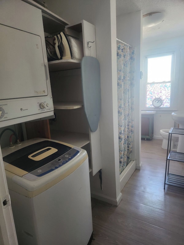 Oceanside 2 Br Apartment Sleeps 6 - Long Beach Island, NJ