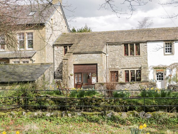 The Hayloft At Tennant Barn, Character Holiday Cottage In Malham - Horton in Ribblesdale