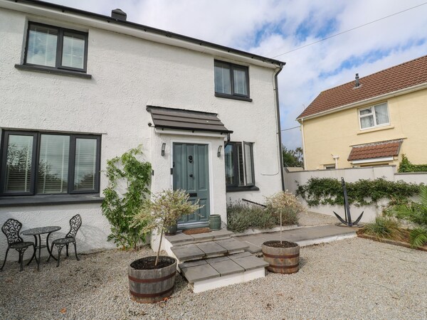 Cinders Loft, Pet Friendly, With A Garden In Illogan - Pool