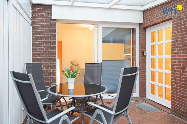 Heller Bungalow Mit Terrasse Und Garten - Borkum