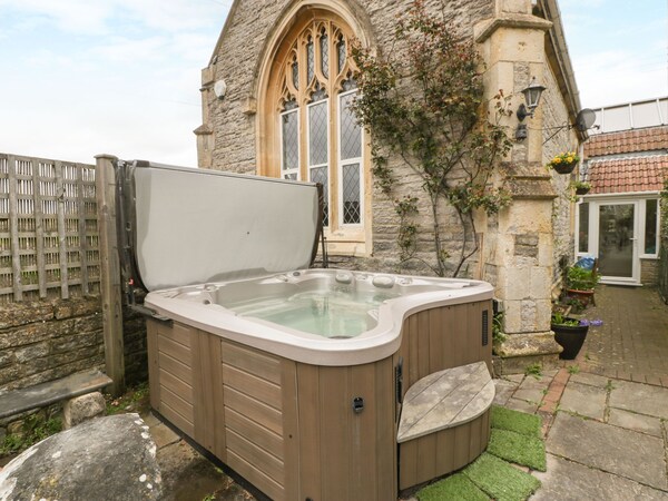 The Coach House, Romantic, Character Holiday Cottage In Charlton Adam - Dorset