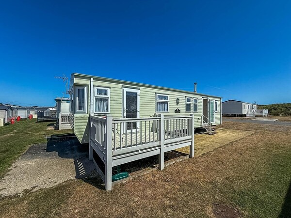 Superb Caravan With Decking At Kessingland Beach In Norfolk Ref 90038td - Kessingland
