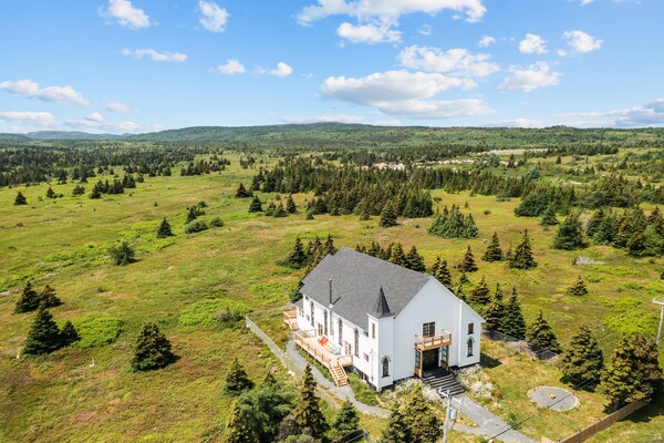 The Avalon Church Cottage - Newfoundland and Labrador