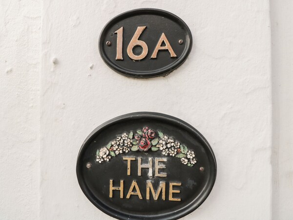 The Hame, Pet Friendly, Character Holiday Cottage In Monmouth - Monmouthshire