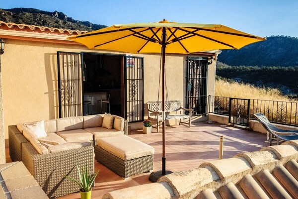 Beautiful 4-bed House In Campo De Ricote - Cieza