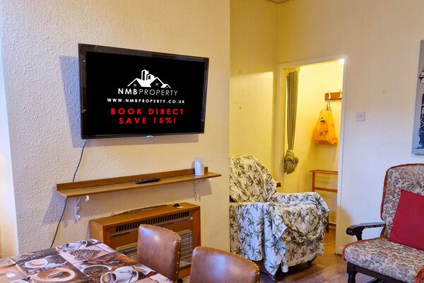 Cosy 3 Bed Terraced House - By Nmb Property - Stockport