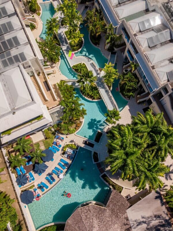 High Tides And Good Vibes! Accessible King Unit W\/ Garden View! Onsite Pool - Bridgetown