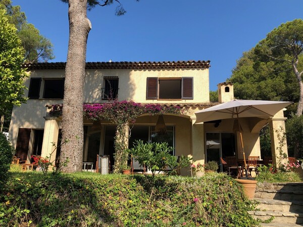 Villa De Charme Au Coeur Du Cap Ferrat - Plage Mala