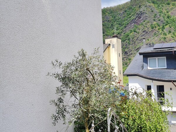 Dachgeschosswohnung Mit 2 Schlafzimmern Und Balkon - Ferienhaus Am Reilsbach - Bruttig-Fankel