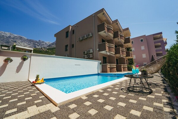 1-zimmer-ferienwohnung Mit Balkon Promajna, Makarska (A-20882-b) - Baška Voda