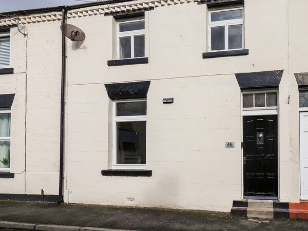 46 St. Mary's Walk, Pet Friendly, With A Garden In Scarborough - Scarborough