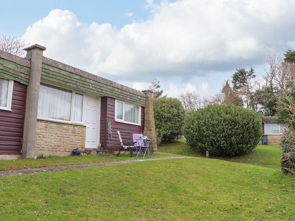 Villa 29, Family Friendly, With Pool In Camelford - Boscastle