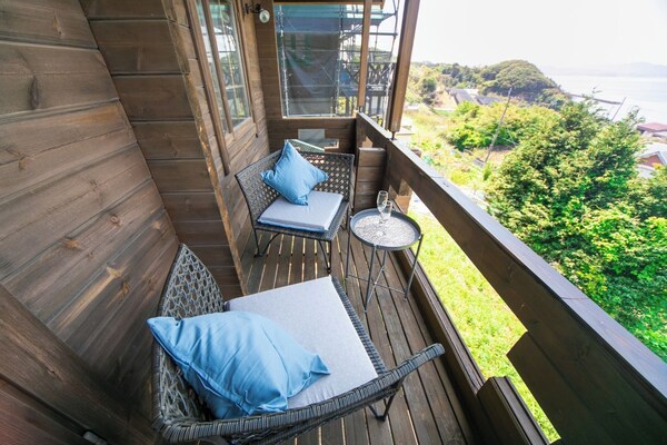 3 Minutes From Keino Matsubara Sumoto City  Exclusive Log House Rental In Goshikicho  Free Bbq Fa -  A Whole Log House In Torikaiura Goshikicho Is A Rental Type / Sumoto Hyōgo - Hyogo
