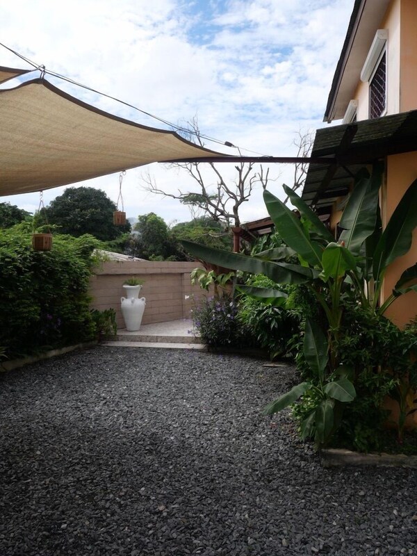 Modern Apartment In Residence. - Libreville
