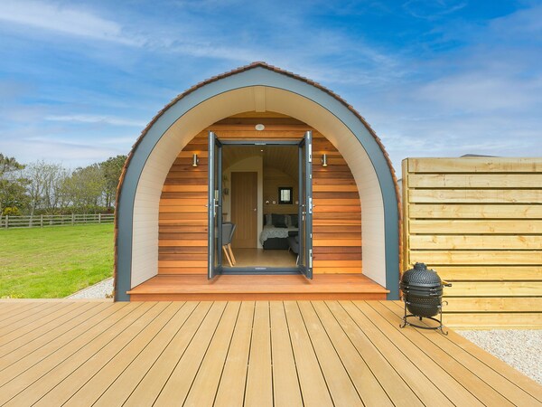 Sun Rise, Romantic, With Hot Tub In St Buryan - Saint Just
