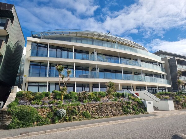 Fistral Pearl, Country Holiday Cottage In Newquay - Crantock