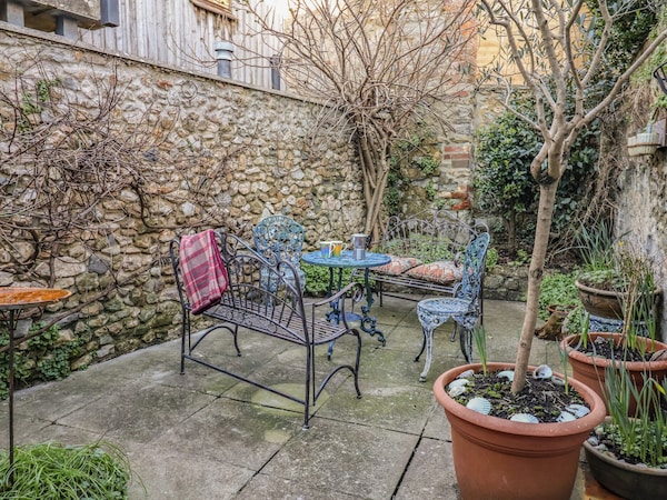 Naunton Cottage, Family Friendly, With Open Fire In Lyme Regis - Lyme Regis