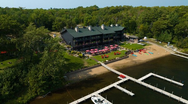 New Lake Front Loft - 5 Bedroom Home On Beautiful Gull Lake W/4-season Fun! - Nisswa, MN