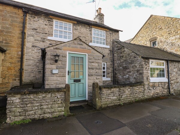Buttercup Cottage, Pet Friendly, With Open Fire In Great Longstone - Bakewell