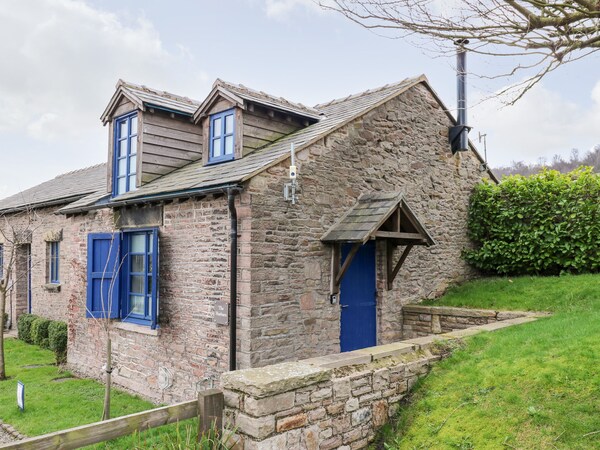 The Hay Barn, Pet Friendly, With Open Fire In New Mills - Derbyshire