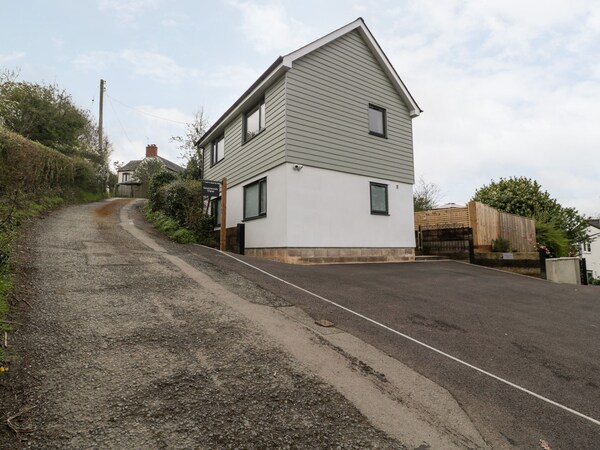 Sevenwoods View, Pet Friendly, Character Holiday Cottage In Longhope - Ross-on-Wye