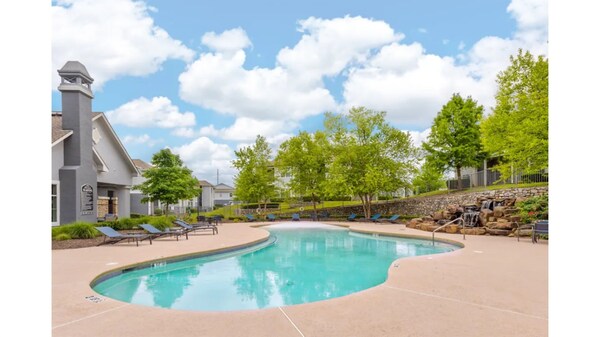 Cozy 1bd Near Walmart Hq | Long Stay Discounts R1 - Bentonville, AR