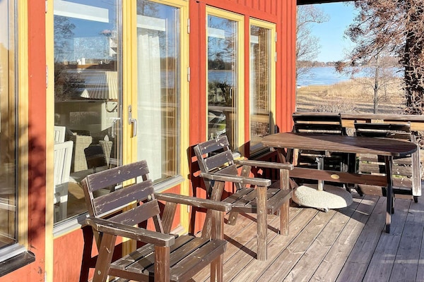 6 Person Holiday Home In Hammarö-by Traum - Karlstad