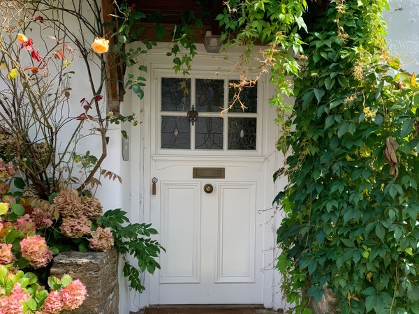Lower Mill, Pet Friendly, Character Holiday Cottage In Dittisham - Totnes