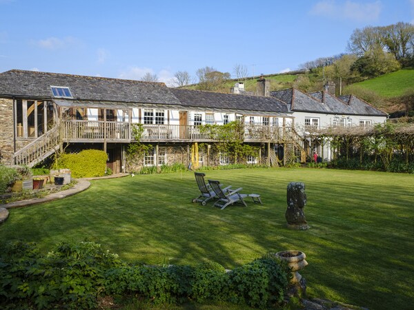 The Barn, Pet Friendly, Character Holiday Cottage In Dittisham - Totnes