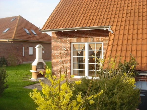 Exklusives Ferienhaus In Norddeich, Ca.80 M² Für 4 Pers, Hunde Willkommen - Norddeich