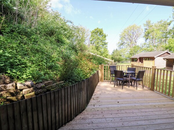 Larchwood Lodge, Pet Friendly, With A Garden In Combe Martin - Combe Martin Bay