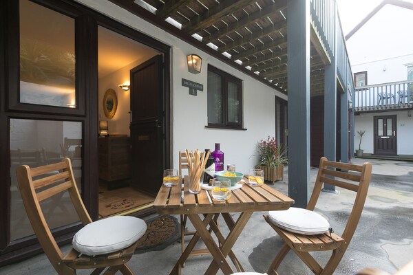 Dream Achieved, Romantic, Country Holiday Cottage In St Ives - St Ives