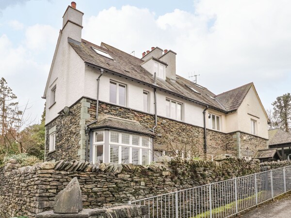 Connie's Cottage, Family Friendly, With Open Fire In Ambleside - Ambleside