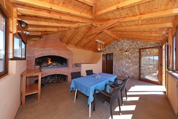 Secluded Fisherman's Cottage Cove Triluke, Pašman (K-20973) - Croatia