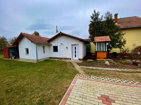 Vacation Home For 2 Guests With 45m² In Lócs (184364) - Vas megye