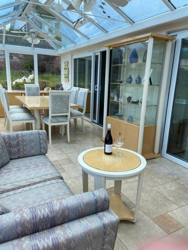 Flowerpots House Self Catering Accommodation - Totnes