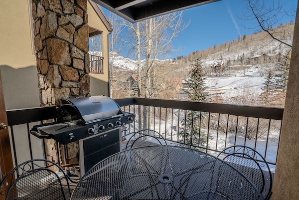 Kayenta 11 Condo Is Located Directly On The Slopes, Near The Inn At Lost Creek - Mountain Village, CO