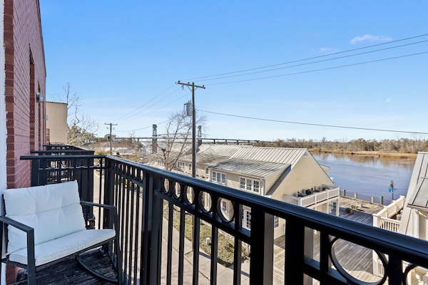 Cape Fear River View-parking-dog Friendly! - Wilmington, NC