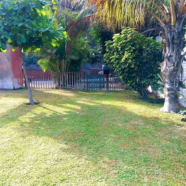 Beautiful Villa With Bedroom For 5 People, Large Gardens - Huanchaco