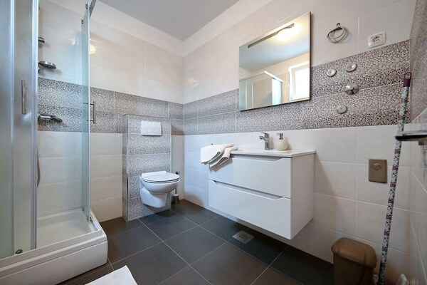 Ferienwohnung Kokolo (92331-a1) - Drage - Tisno