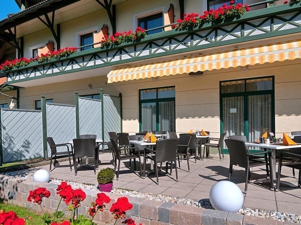 Hotelzimmer-suite Premium "Bed&breakfast" - 3-5 - Erlebnis-hotel Appartements - Faak am See