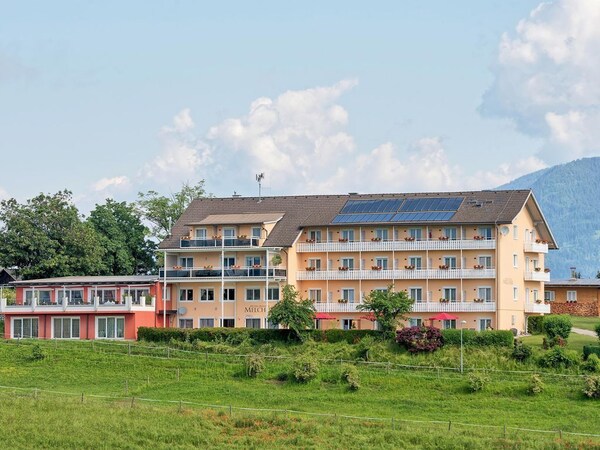 Komfortzimmer Mit Seeblick - Hotel-pension Melcher - Villach